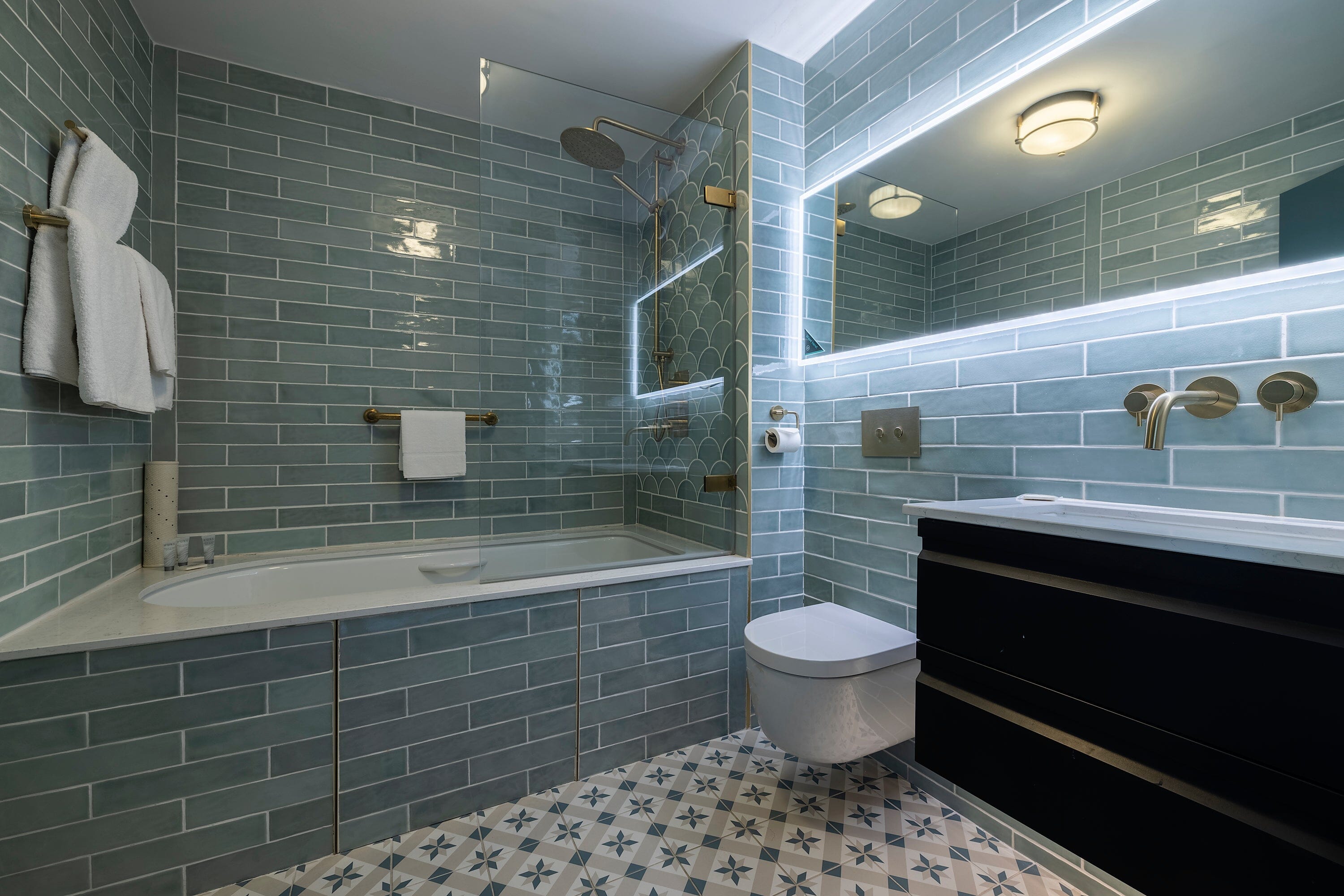 4 Star Luxury at Bloomfield House Hotel - Co Westmeath | Bathroom ...