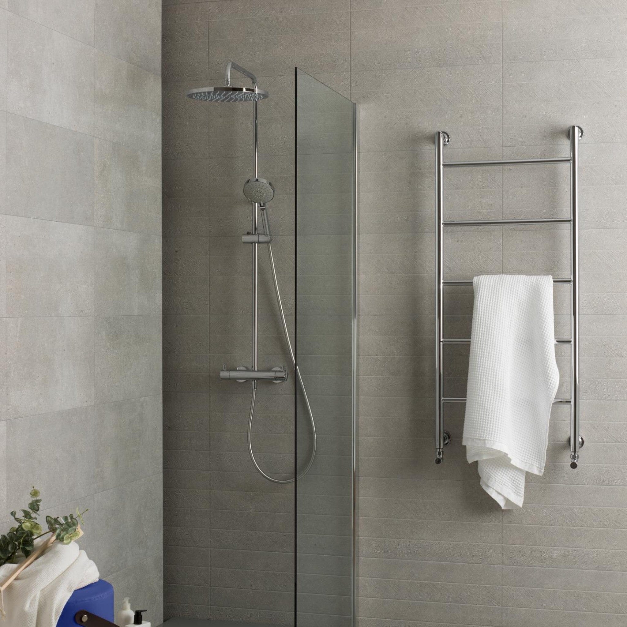 Buy ROUND Towel Warmer 560x1200mm - Chrome Towel Warmers & Radiators ...